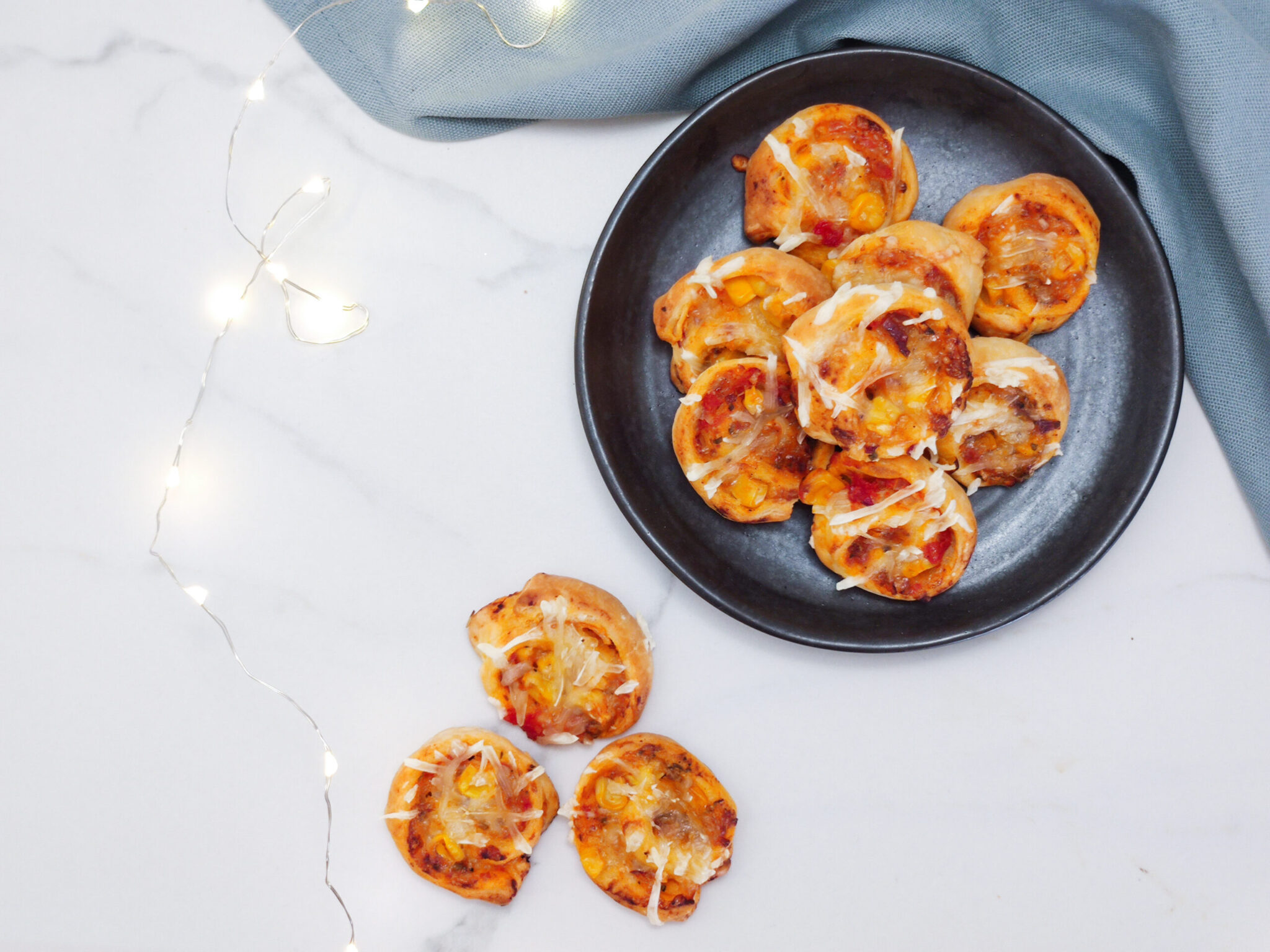 Schnelle vegane Mini-Pizzaschnecken | Main Ingredients